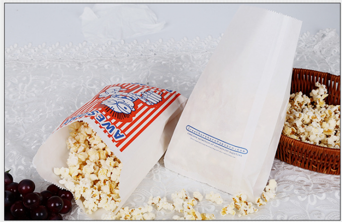 Customized Popcorn Snack Bags , Biodegradable Paper Popcorn Chip Bag